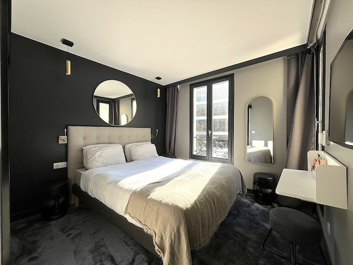 Small&cosy - Paris Saint Cloud Hôtel - Boulogne-Billancourt