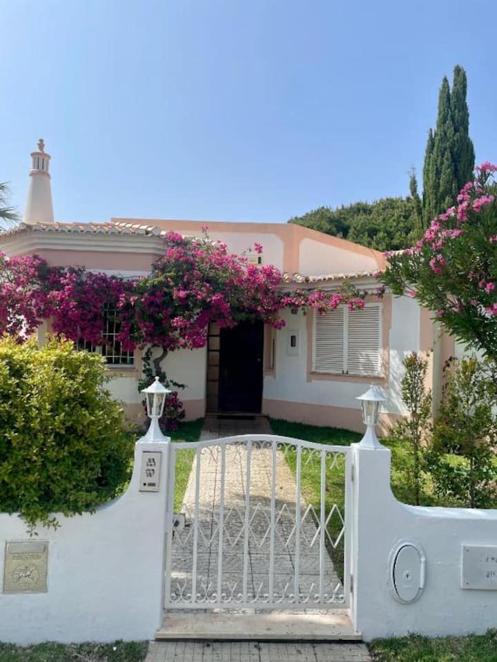 Villa Maria | Refúgio Com Piscina & Vista Golfe • - Vilamoura
