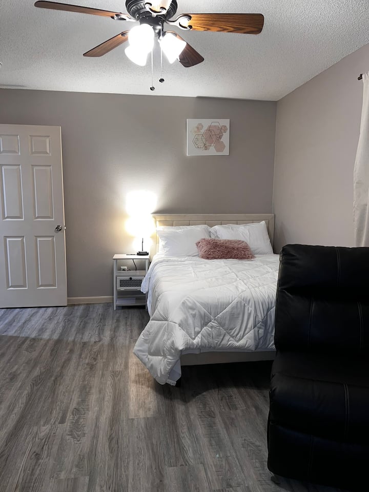 The Peaceful Place - Gladstone, MO