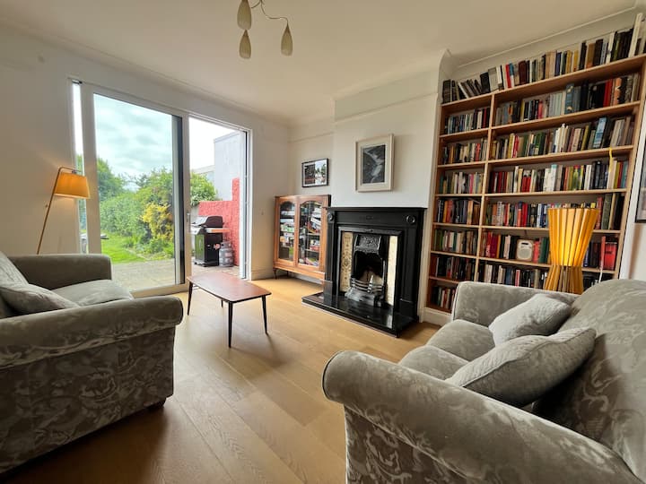 Beautiful Family Home Salthill - Oranmore