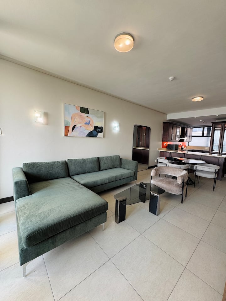Breathtaking 4 Sleeper With Sea Views - Durban