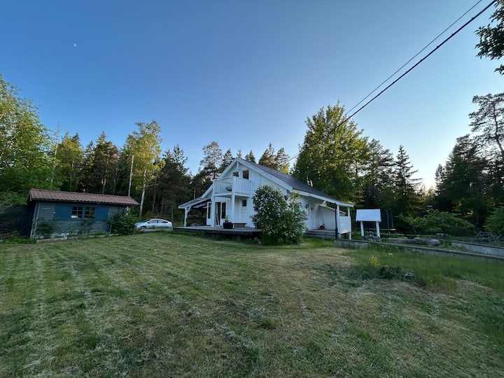 Gömmarens Glänta - Tumba