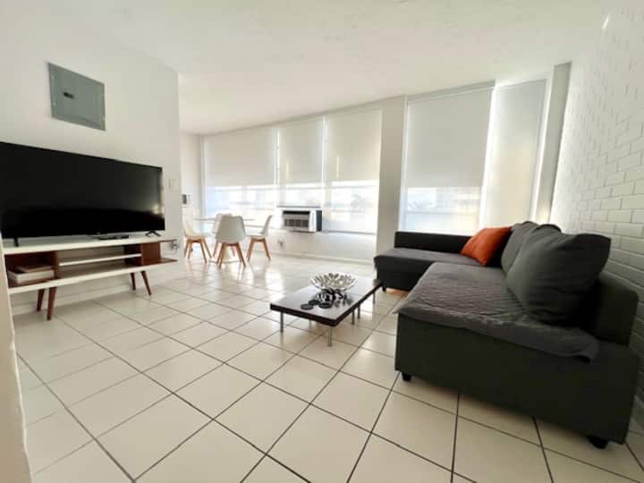 74 Saxo Residence - South Beach, FL