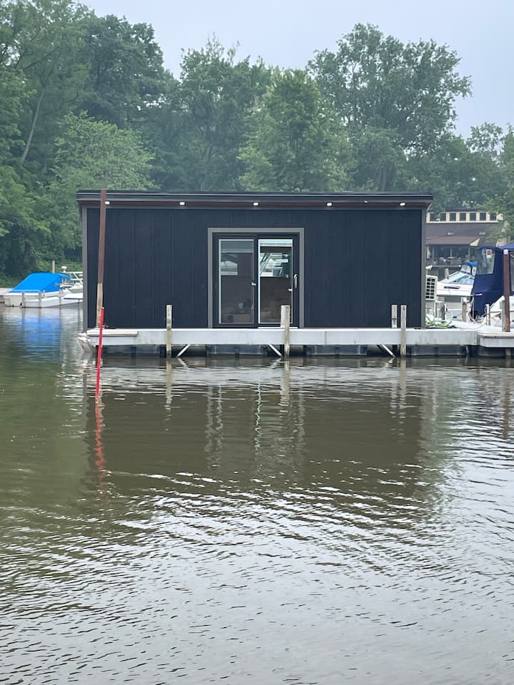 Floating Tiny Home #1 - Vermilion, OH