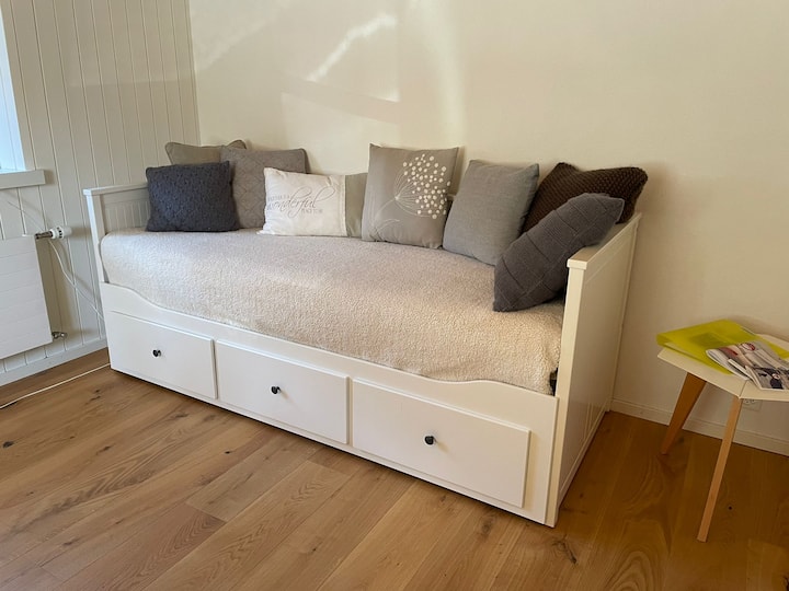 Zentral Gelegene 2 Zimmer Wohnung Mit Parkplatz. - Sedrun