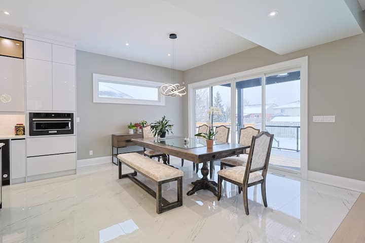 Modern Masterpiece On Curlin - St. Catharines