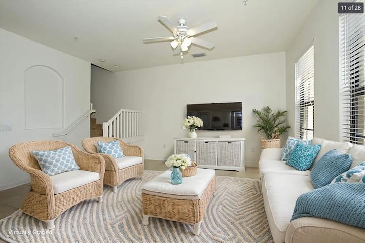Luxury Vacation Rental, Pool - Fort Myers, FL