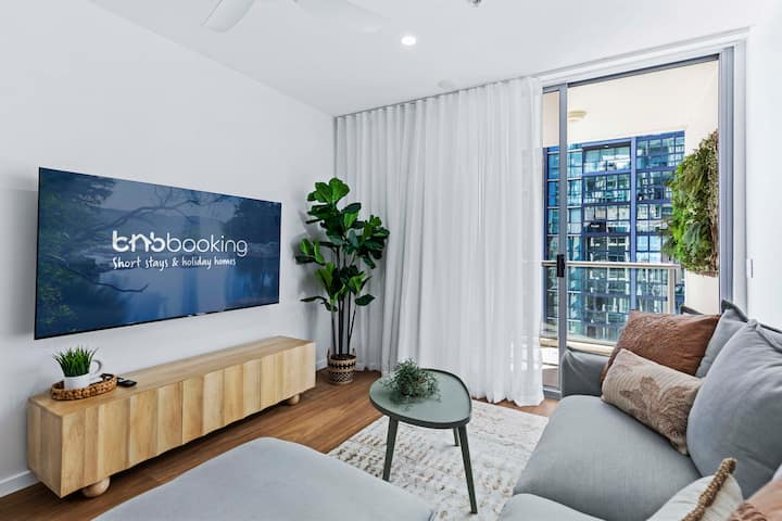 Elevate Brisbane City - Views, Pool, Sauna & Gym - Salisbury