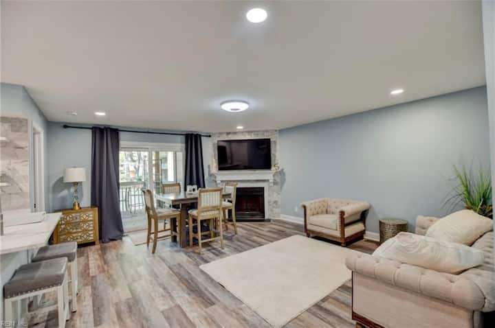 The Cove - Short Walk To Beach - Virginia Beach