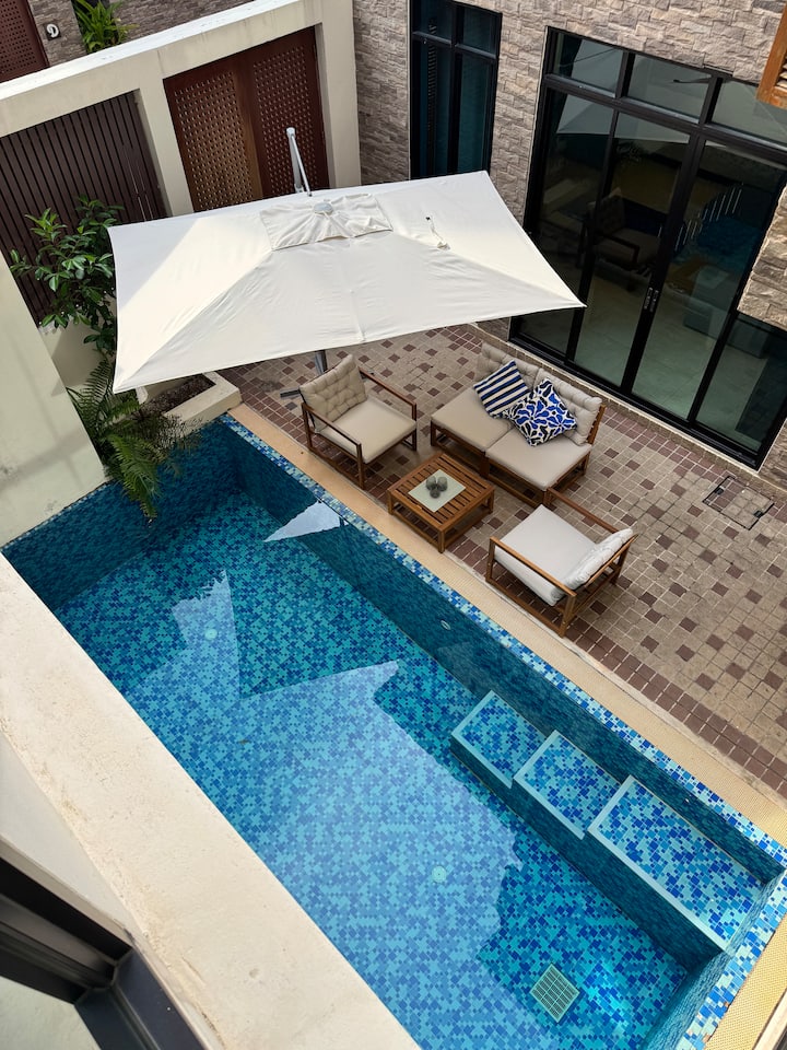 Central Bkk Lux-pool Villa 4br. - Bangkok