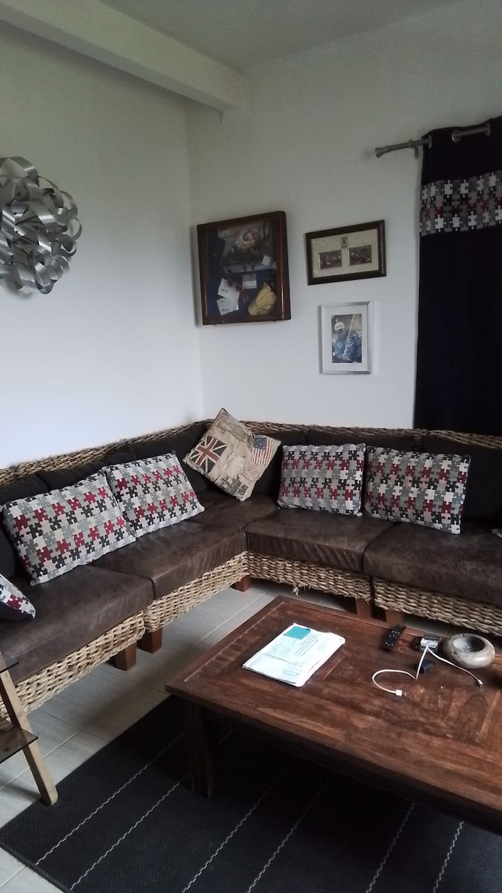 T1 Atypique Dans Un Chateau - Ajaccio