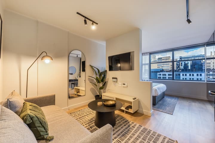 Cozy Cbd Apartment | Long Stays, No Loadshedding - Cape Town