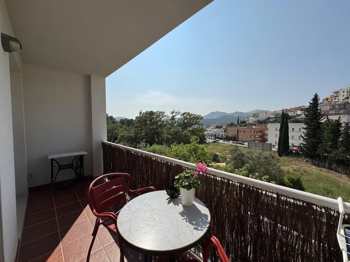 Precioso Apartamento Con Piscina - Llançà