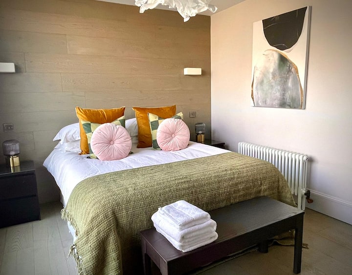 Brighton Boutique Loft Apartment - University of Brighton City Campus
