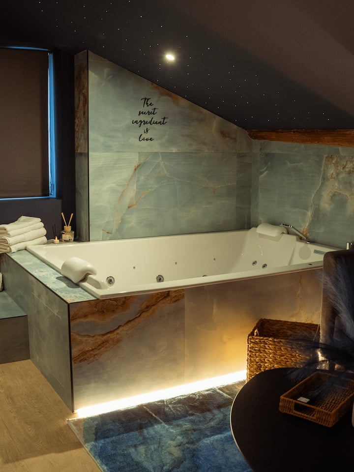 Parenthèse éToilée Avec Jacuzzi Et Climatisation - Saint-Étienne