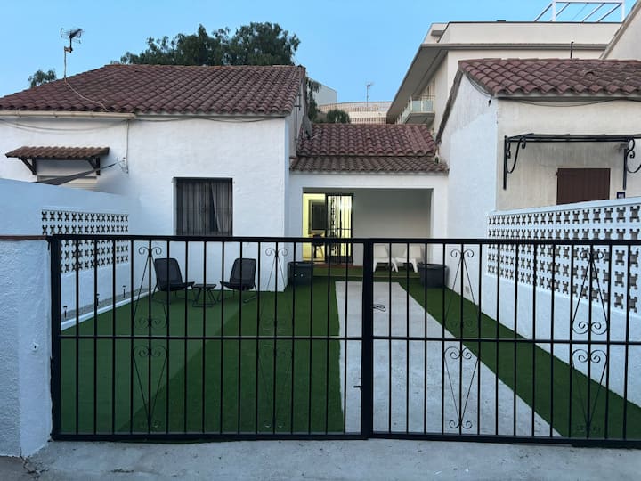 Casita Moderna Vacacional En Roses - Cadaqués