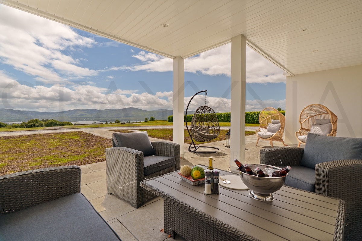 Beech House Views of Kenmare Bay - Houses for Rent in Greenane, County ...