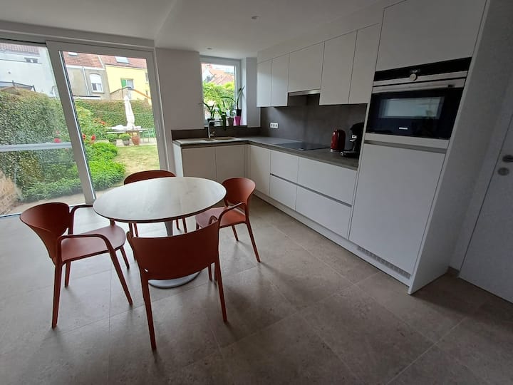Atelier 27, Oostende, Zicht Op Tuin - Ostend