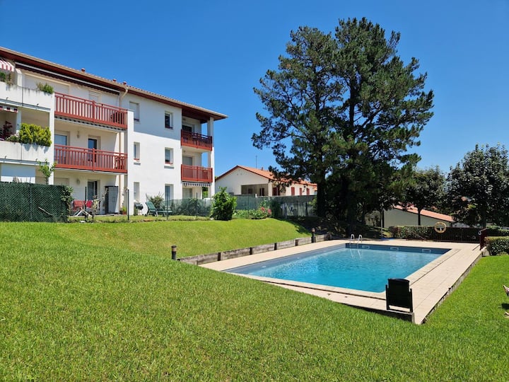 Appartement Vue Rhune - Piscine - Hendaya