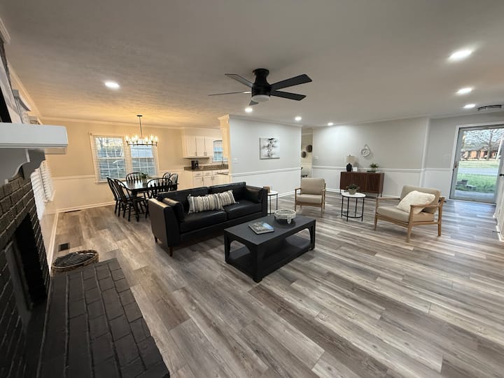 Addison Way Retreat - Jackson, TN