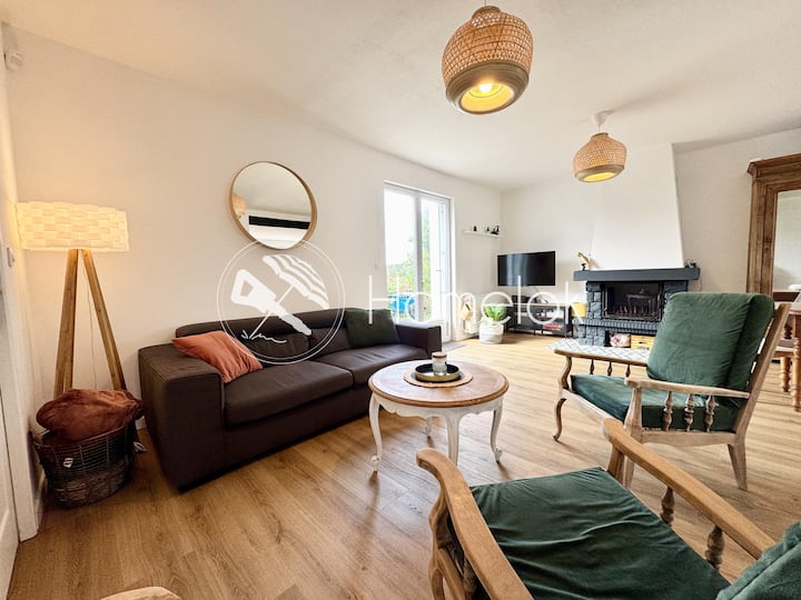 Escapade à Ploemeur  Maison Avec Jardin Et Parking - Île de Groix