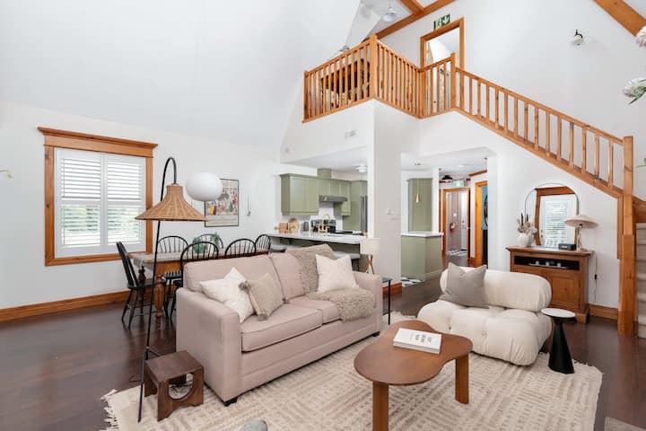 Alpine Chic: Pool, Golf + Free Shuttle To Village! - Collingwood
