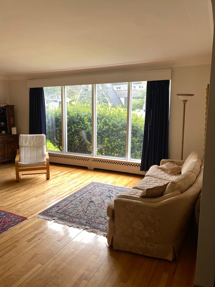 Quiet Home Near Everything! - Sherbrooke