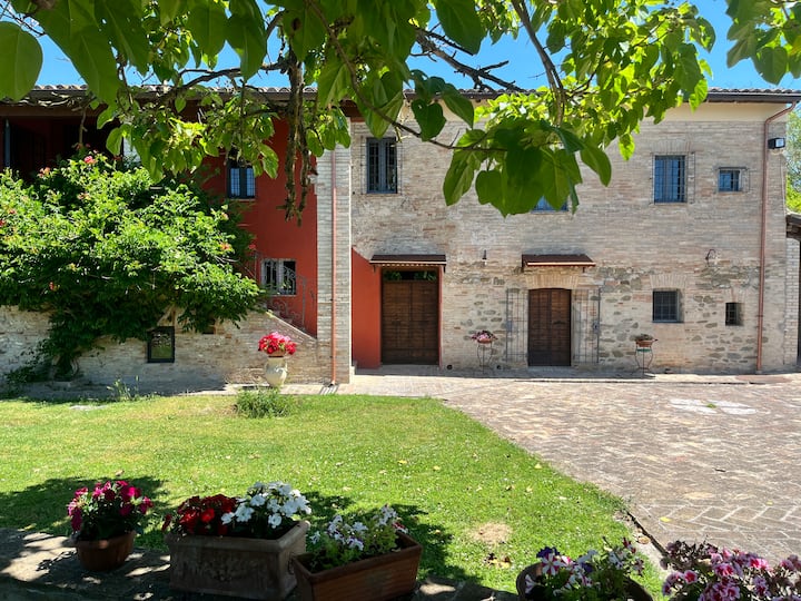 Appartamento In Campagna - Bastia Umbra