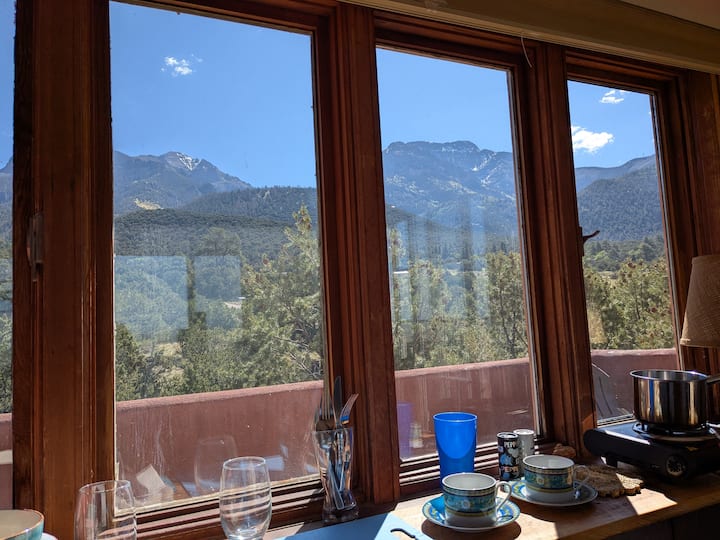 Sky Room With 360 Views - Crestone, CO