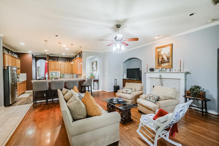 Casa Jardin - パーランド, TX