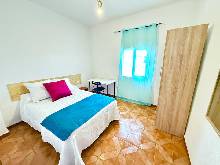 4 Habitaciones • Ideal Familias - San Juan del Puerto