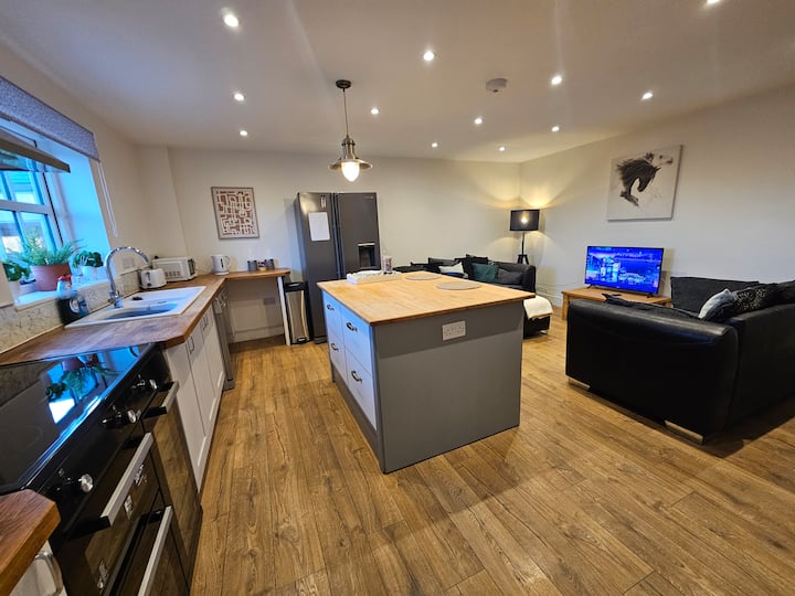 The Dairy At Rhymes Farm Barn - Bibury