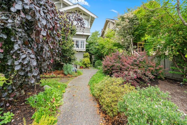 Home Suite In Kitsilano - Vancouver