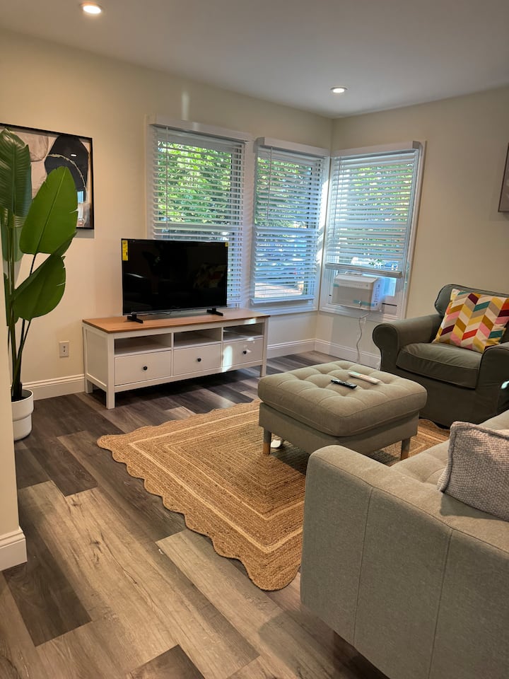 Charming 2bedroom/1bath Home - Mountain View, CA