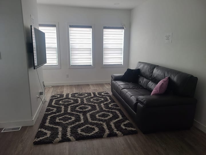 4 Bedrooms Entire Home In Winnipeg - Manitoba