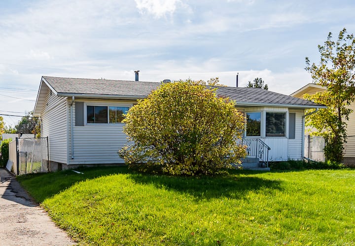 *Amazing Price&family Friendly House*next To Wem - Edmonton