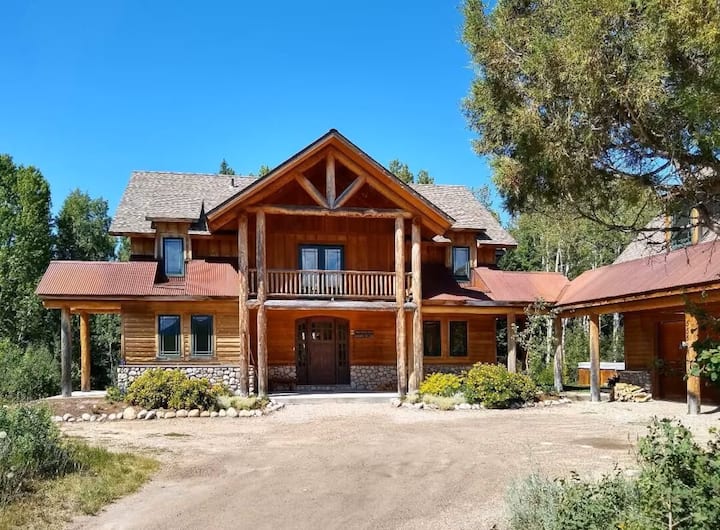 Large Home Near Grand Targhee! Sleeps 20 - Lake Solitude, WY