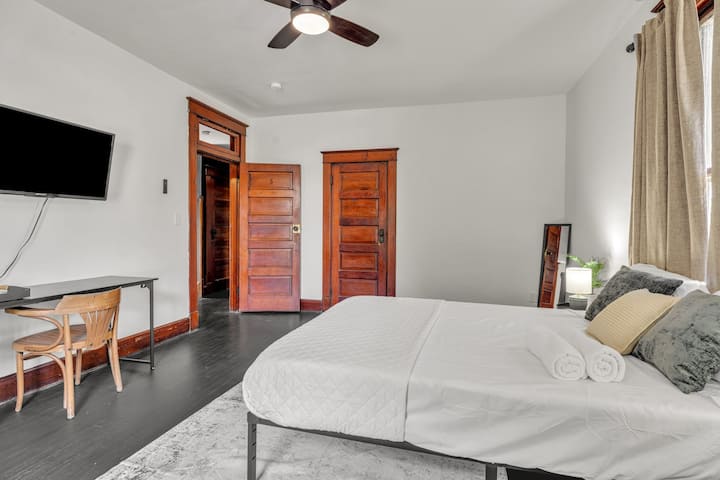 Comfy Room 5 · Shared Spaces - Evansville, IN