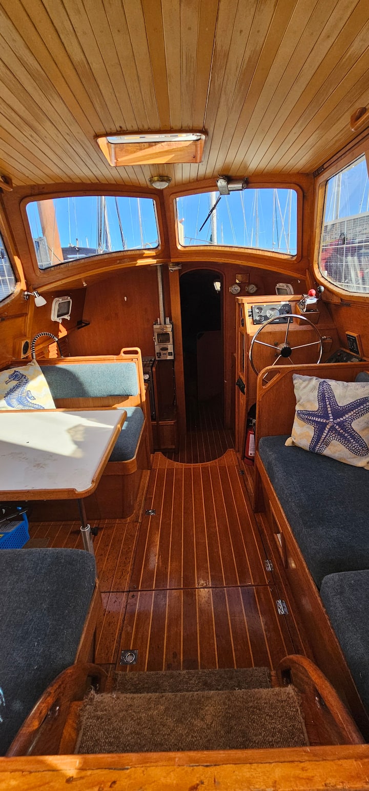 Vacation Right On The Water! - Sidney