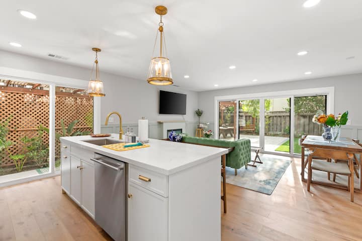 Jane's Home (Cp) | Remodel W Designer Touches+hvac - Santa Clara, CA