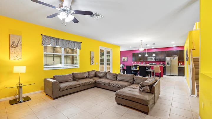 Homely Family Escape Near The Iconic Disney Castle - Kissimmee