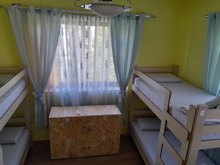 Mixed Dorm With Shared Bathroom - Shkodra