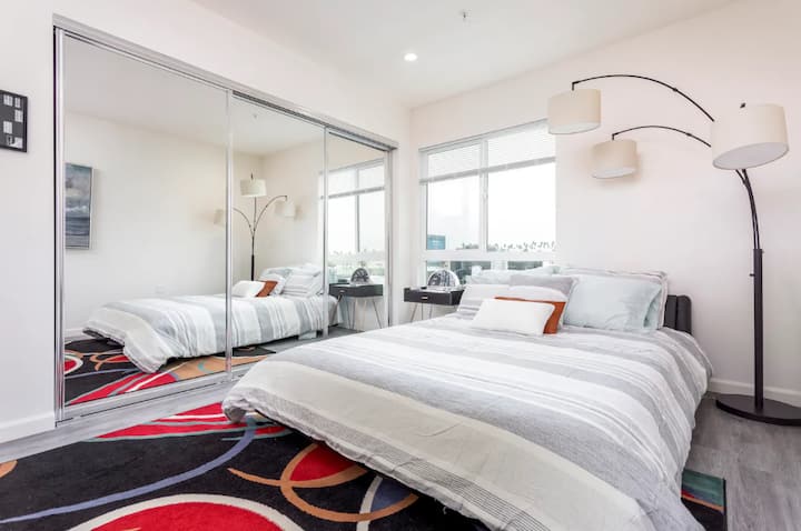 Chic 2br/2ba Loft In Ktown - Beverly Hills, CA