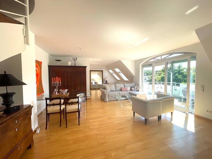 Furnished Maisonette Apartment - Wiesbaden