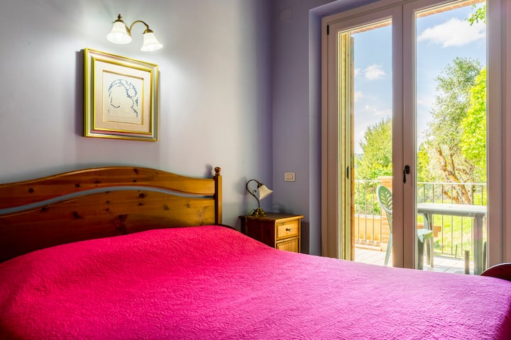 Casa Jo: Private Room With En-suite In The Hills - Fermo