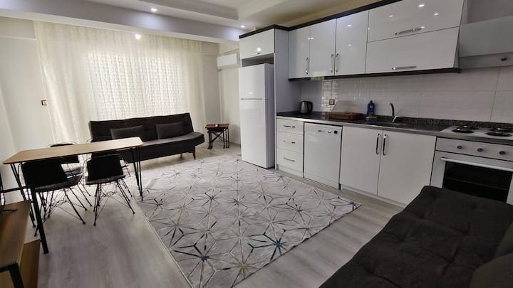 Kartal C1 Eşyalı Günlük - Dalaman