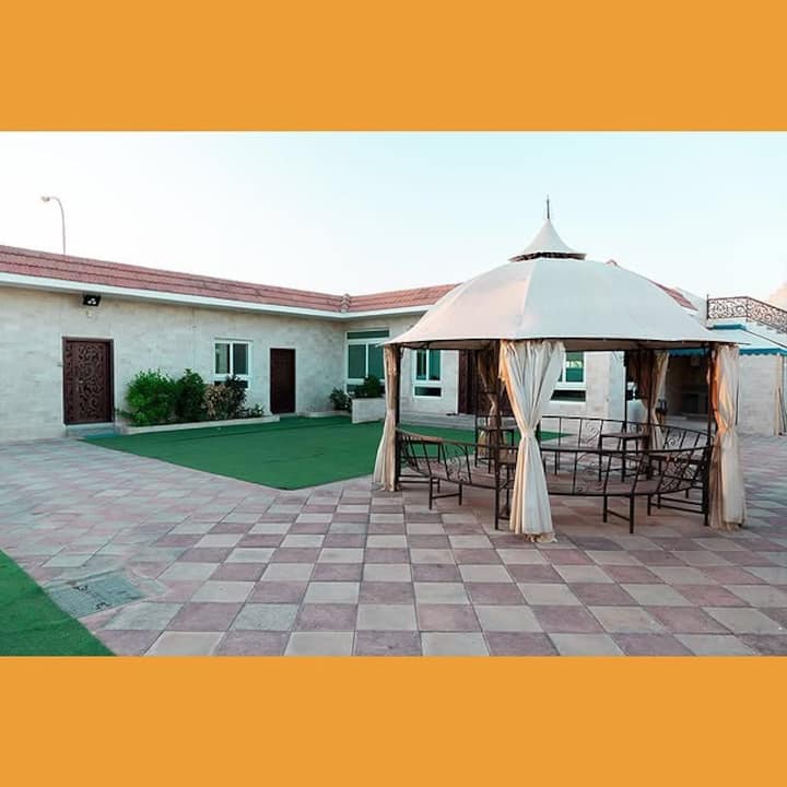 3 Bedroom Chalet With Pools - Salalah