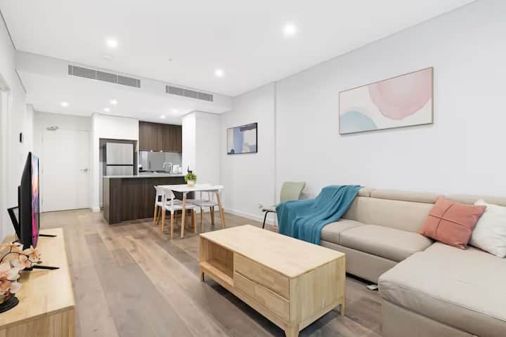 Modern 1br Getaway | Walk To Station & Shops - Hornsby