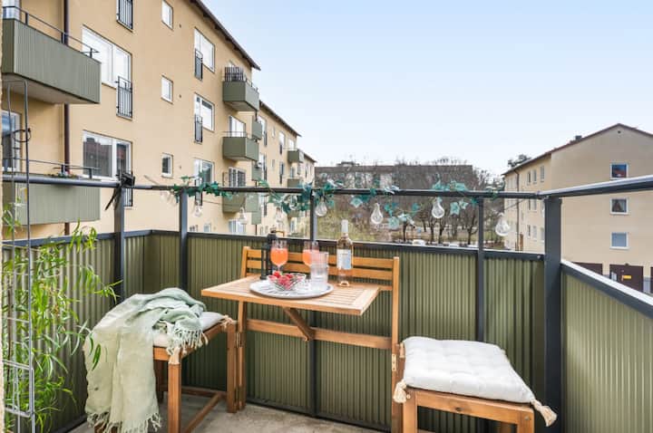 Fräsch Och Rymlig Lägenhet - Stockholm