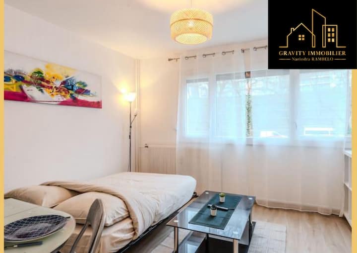 Geneva Studio - Saint-Julien-en-Genevois